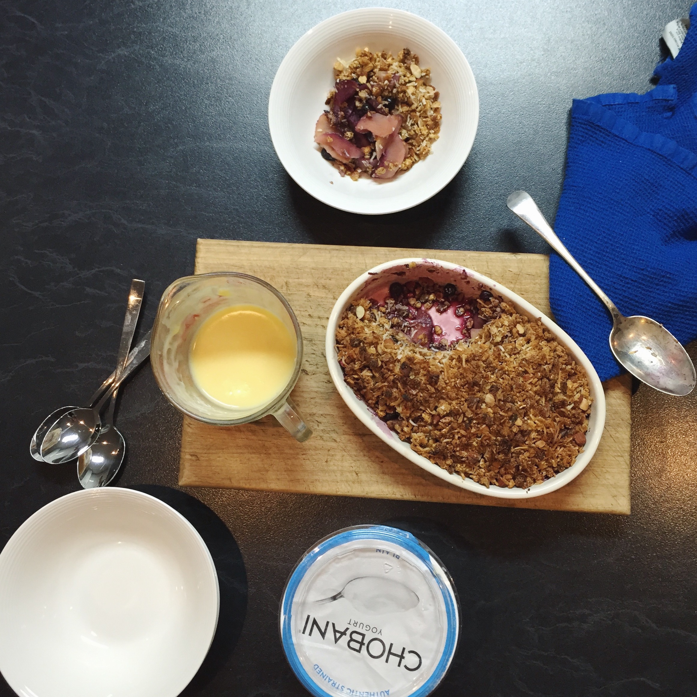 Going home & an apple, blueberry & ginger crumble. – Broccoli & blueberries